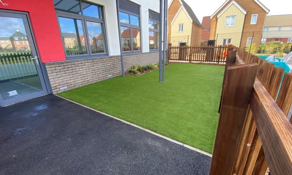 Artificial Grass Playgrounds & Schools | Easigrass Berkshire